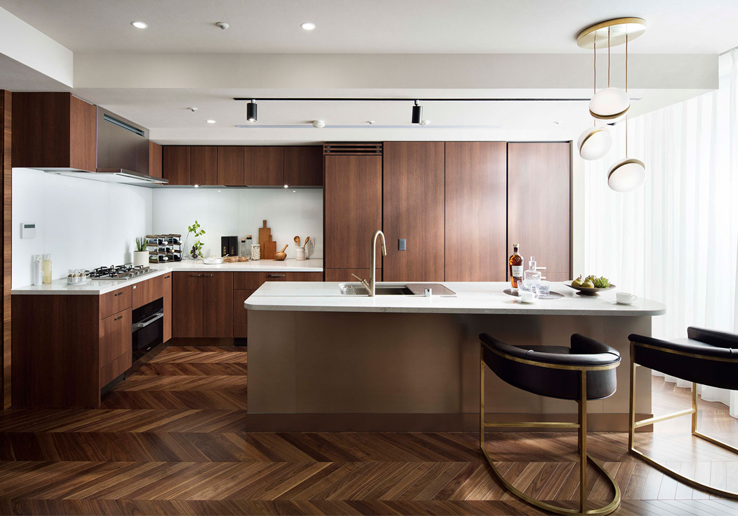 Yokohama Display Suite - Jackson Teece